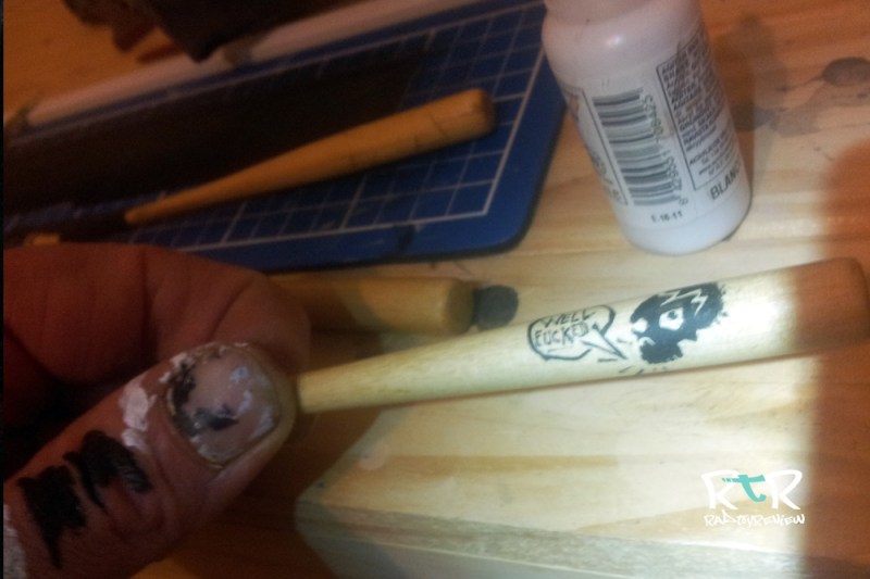 THE WORKSHOP – Wee Zombie Bashing Bat – by Goatbot/Simon | Rad Toy Review